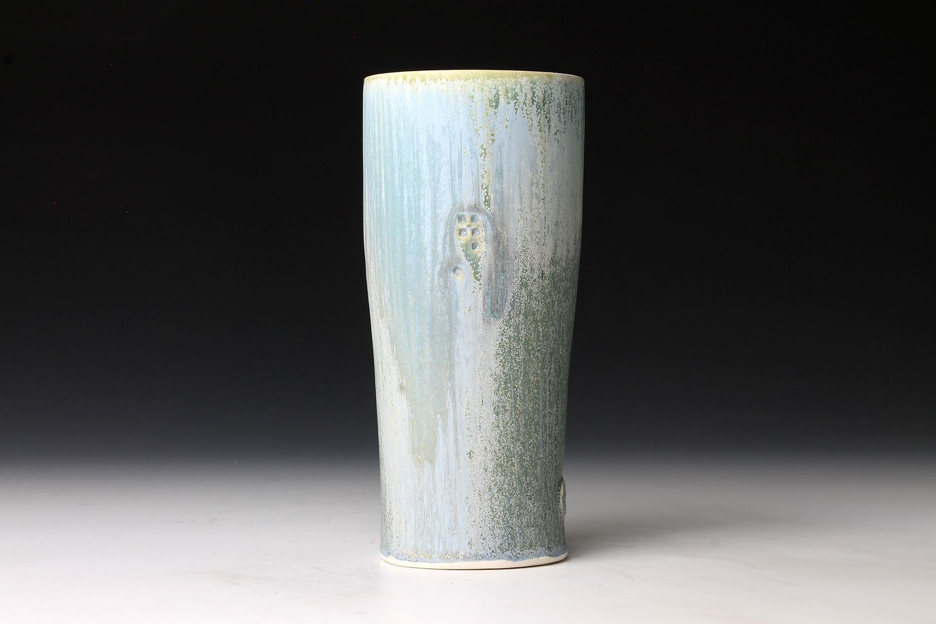 Nick DeVries | Blue Tumbler | 2023 | The Art Spirit Gallery Nick DeVries | Blue Tumbler | 2023 | The Art Spirit Gallery